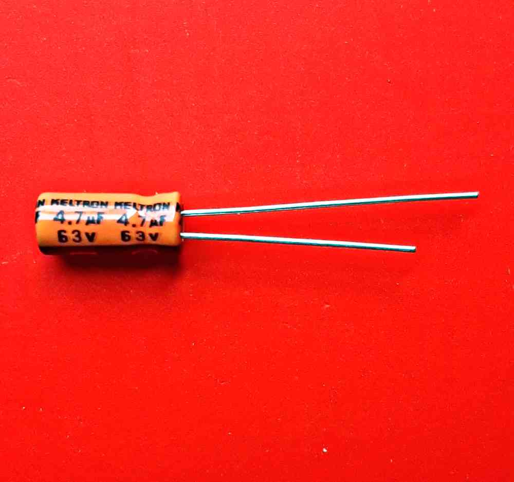 4.7uF 63V Electrolytic Capacitor - 20PCs
